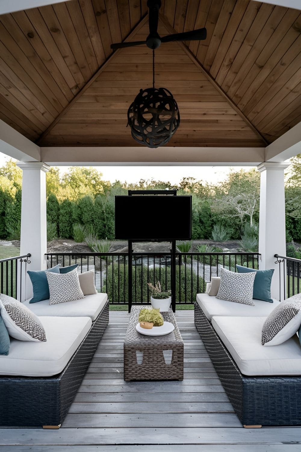 20 Outdoor Patio Ideas with TV for Ultimate Summer Setup!